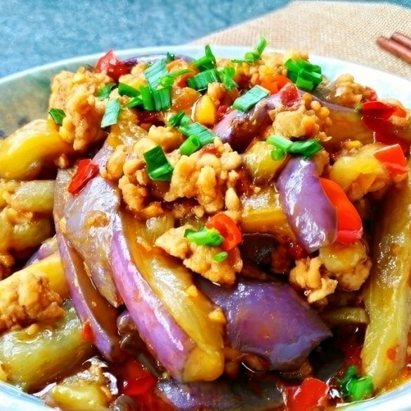 Chinese Eggplant with Garlic Sauce (Yu Xiang Qiezi 鱼香茄子) - Wonglicious ...